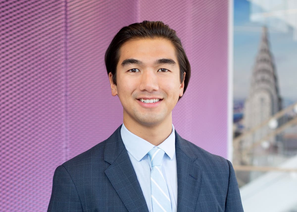 Vincent Nguyen | Complex Commercial Disputes Lawyer | Nixon Peabody LLP