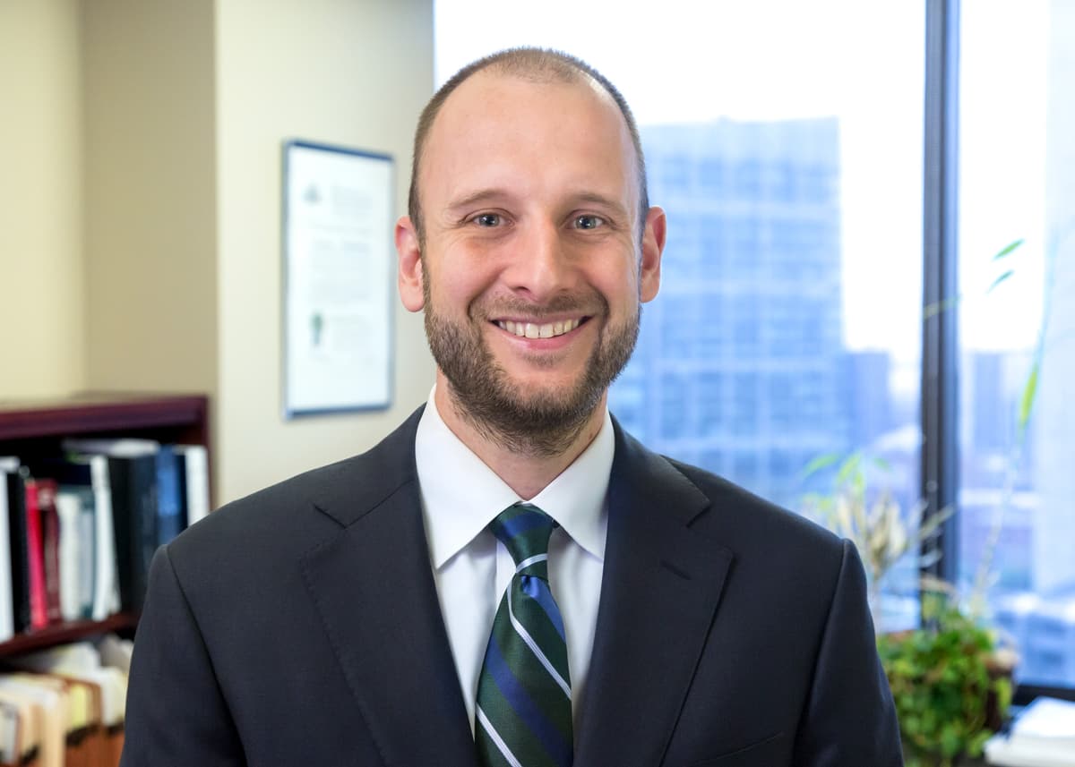 Erik Schneider | Global Finance Lawyer | Nixon Peabody LLP